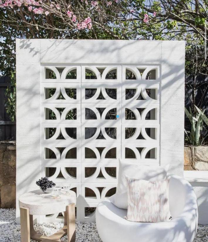 ARCHITECTURAL MASONRY BUILDING BLOCKS, BRICKS, RETAINER BLOCKS AND ...